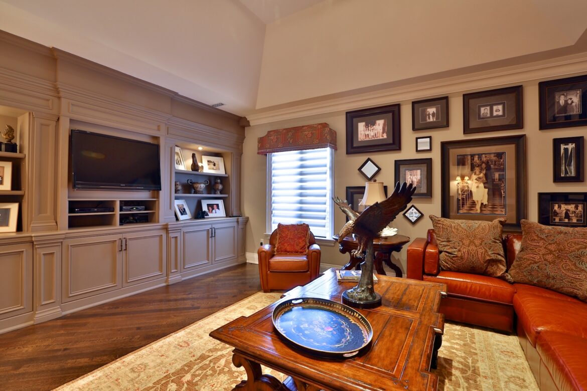 Love Backyard Entertaining? 12 The Bridle Path - Better Dwelling