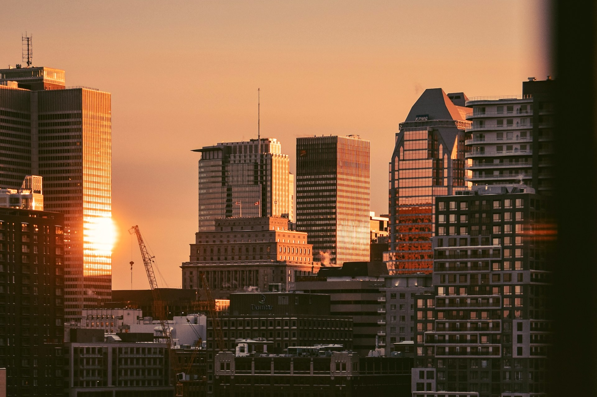 Canada’s Population Drops 230k, Temporary Resident Target Slips ...